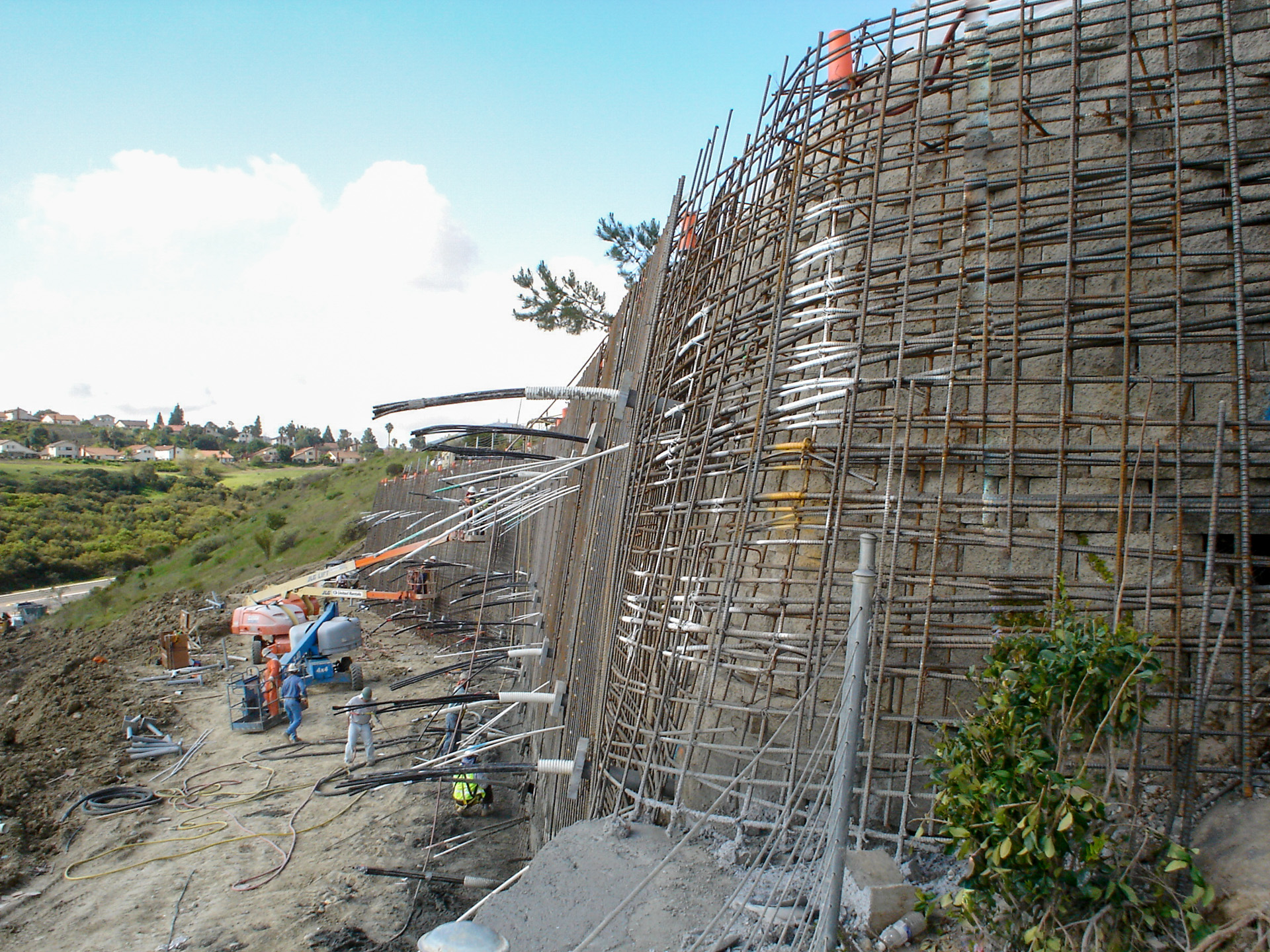 Siemen’s Tieback Wall - BoulderScape